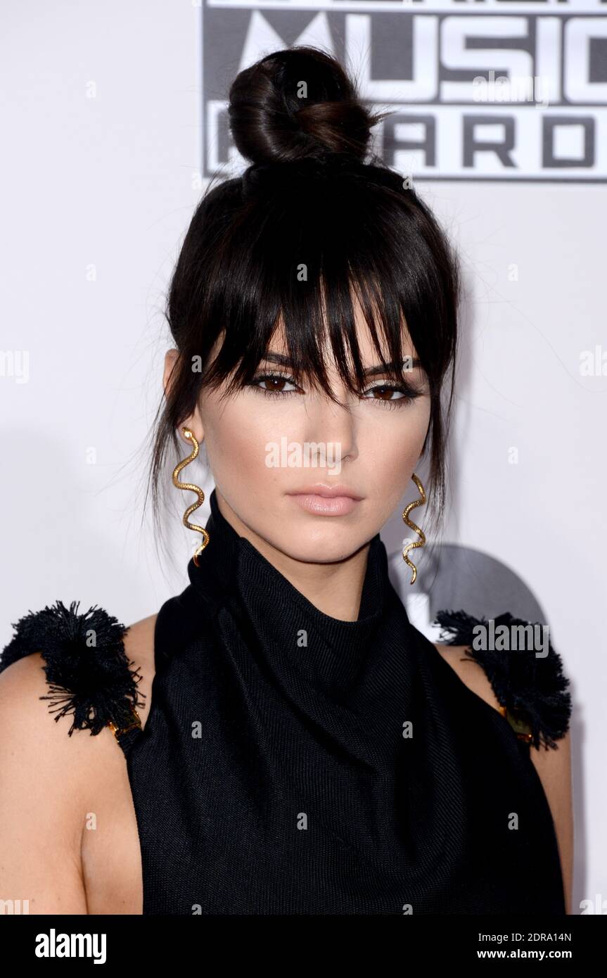 Kendall Jenner attends the 2015 American Music Awards at Microsoft ...