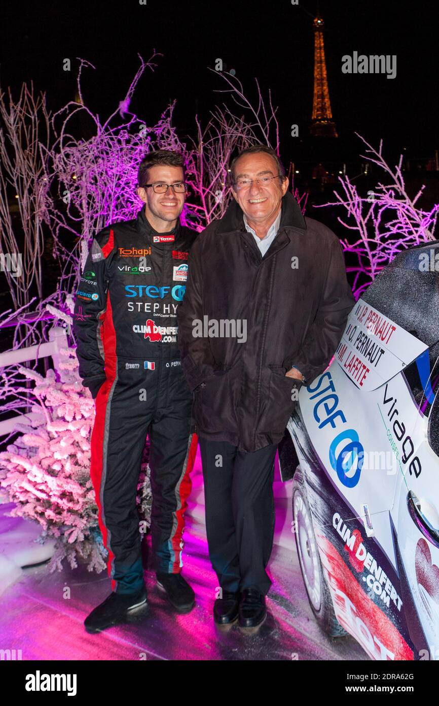 Bateaux pour enfants hi-res stock photography and images - Alamy