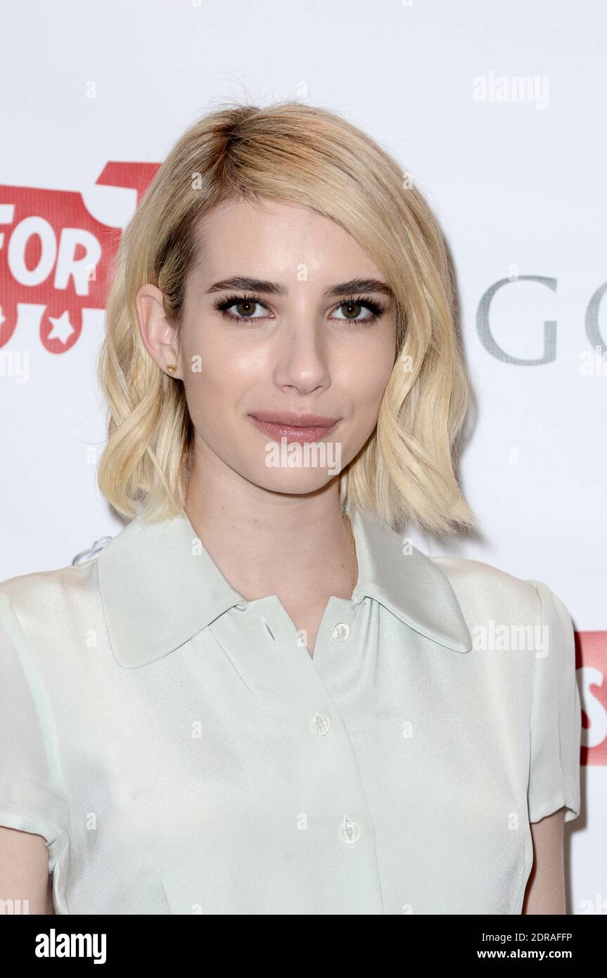 Emma Roberts Hot