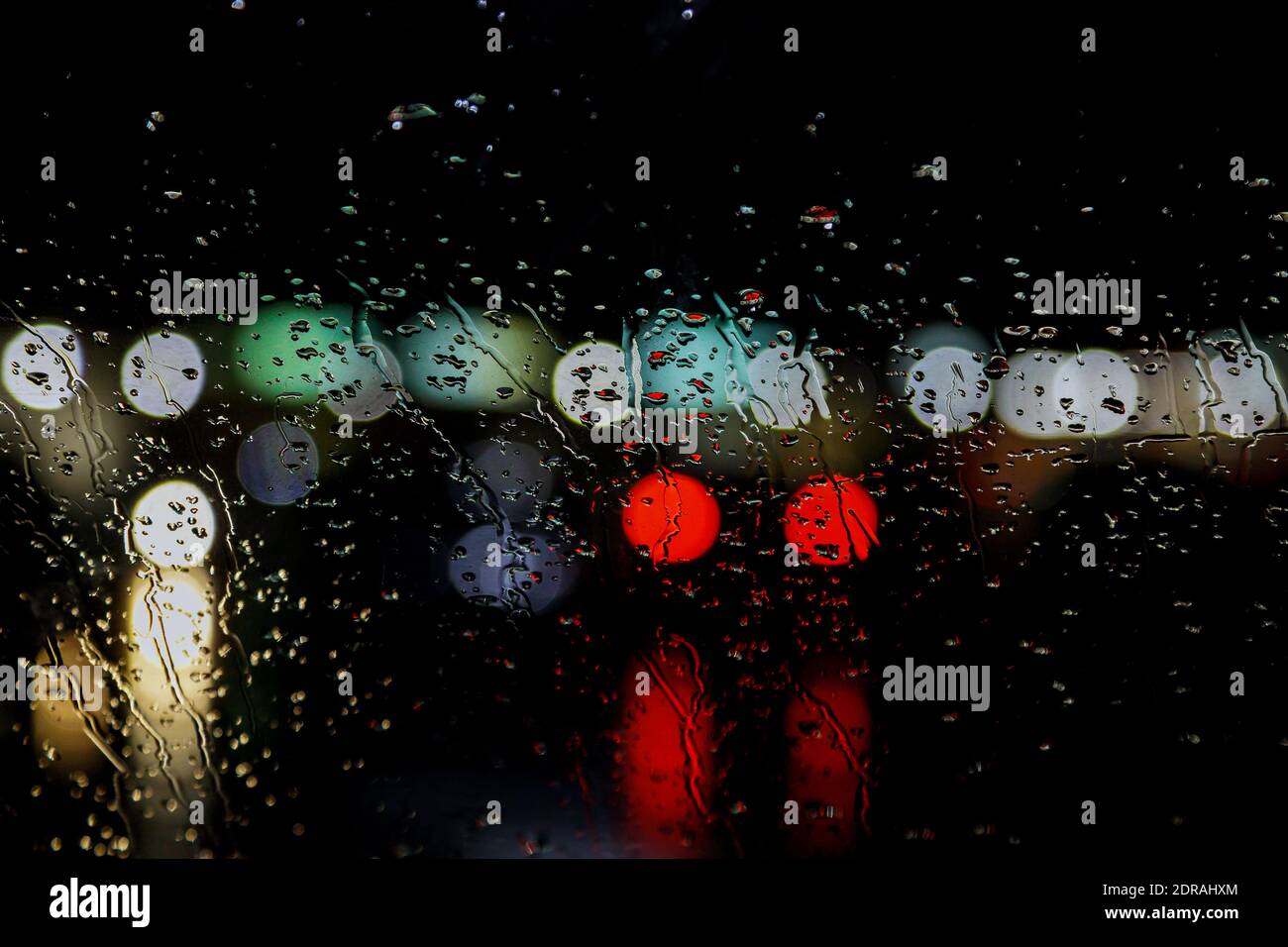 Raindrops car night car hi-res stock photography and images - Alamy