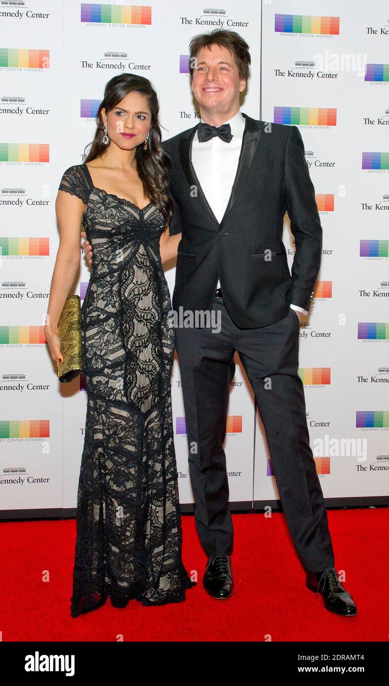 Joshua Bell and guest arrive for the formal Artist's Dinner honoring ...