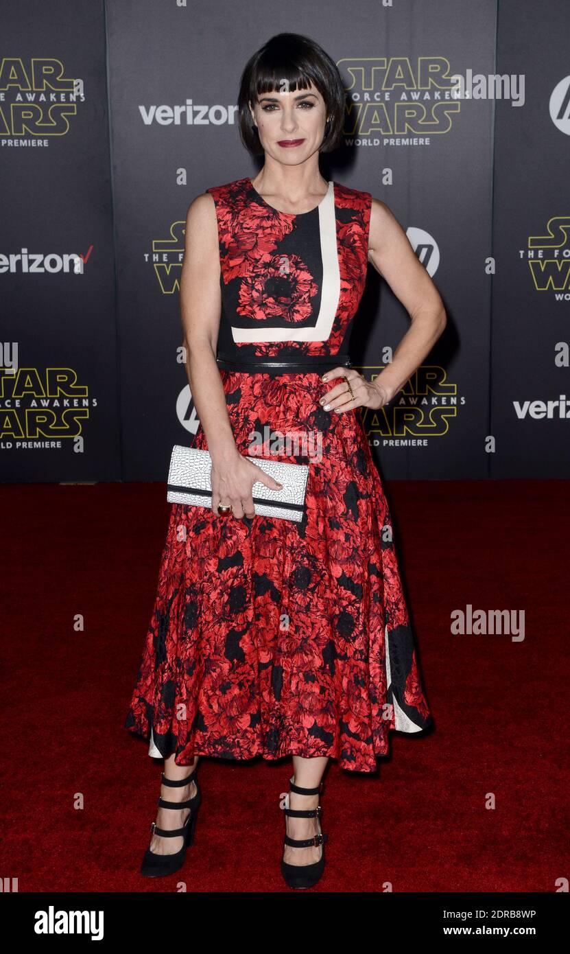 Constance zimmer star wars hi-res stock photography and images - Alamy