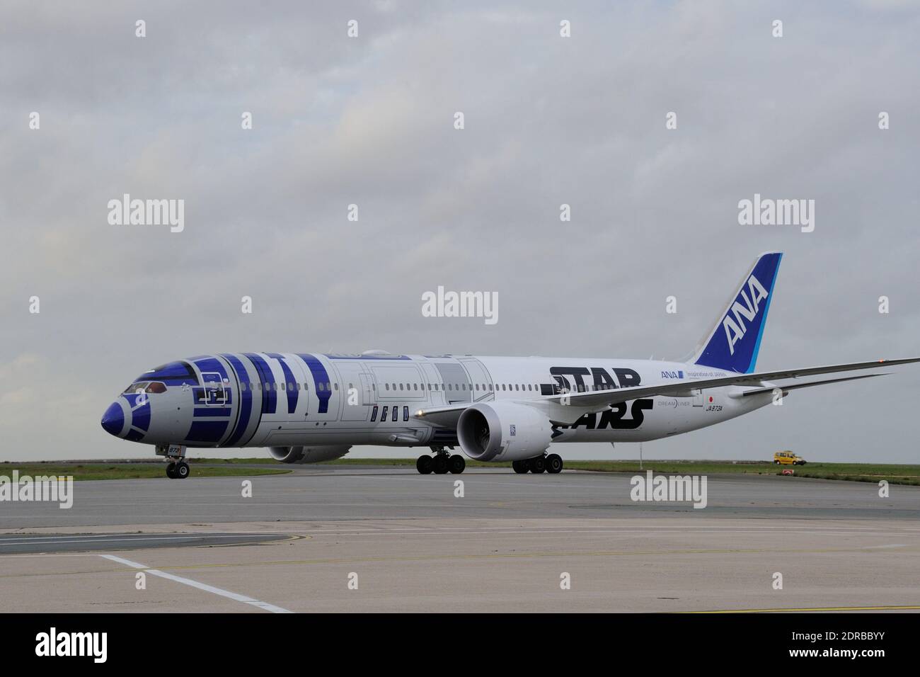 R2 d2 jet hi-res stock photography and images - Alamy