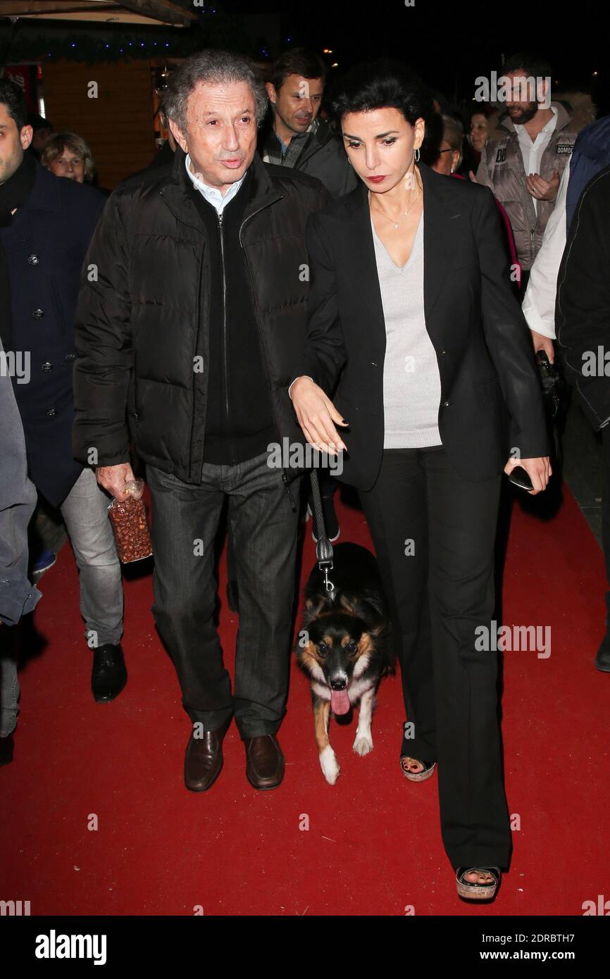 MICHEL DRUCKER ET SA CHIENNE IZIA, RACHIDA DATI - INAUGURATION DES ...