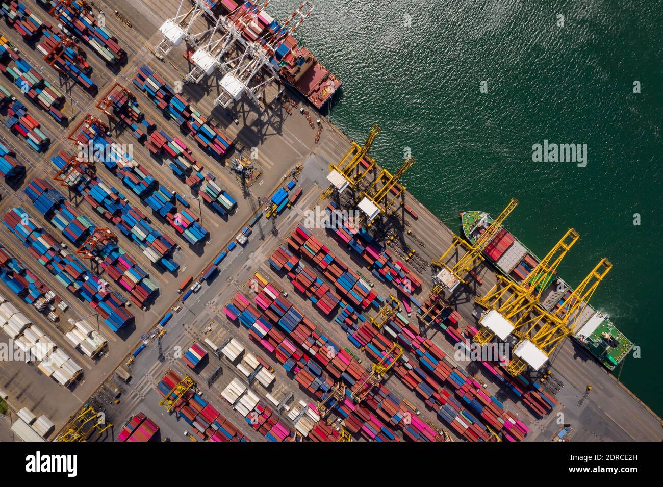 Crane Unloading High Resolution Stock Photography and Images - Alamy