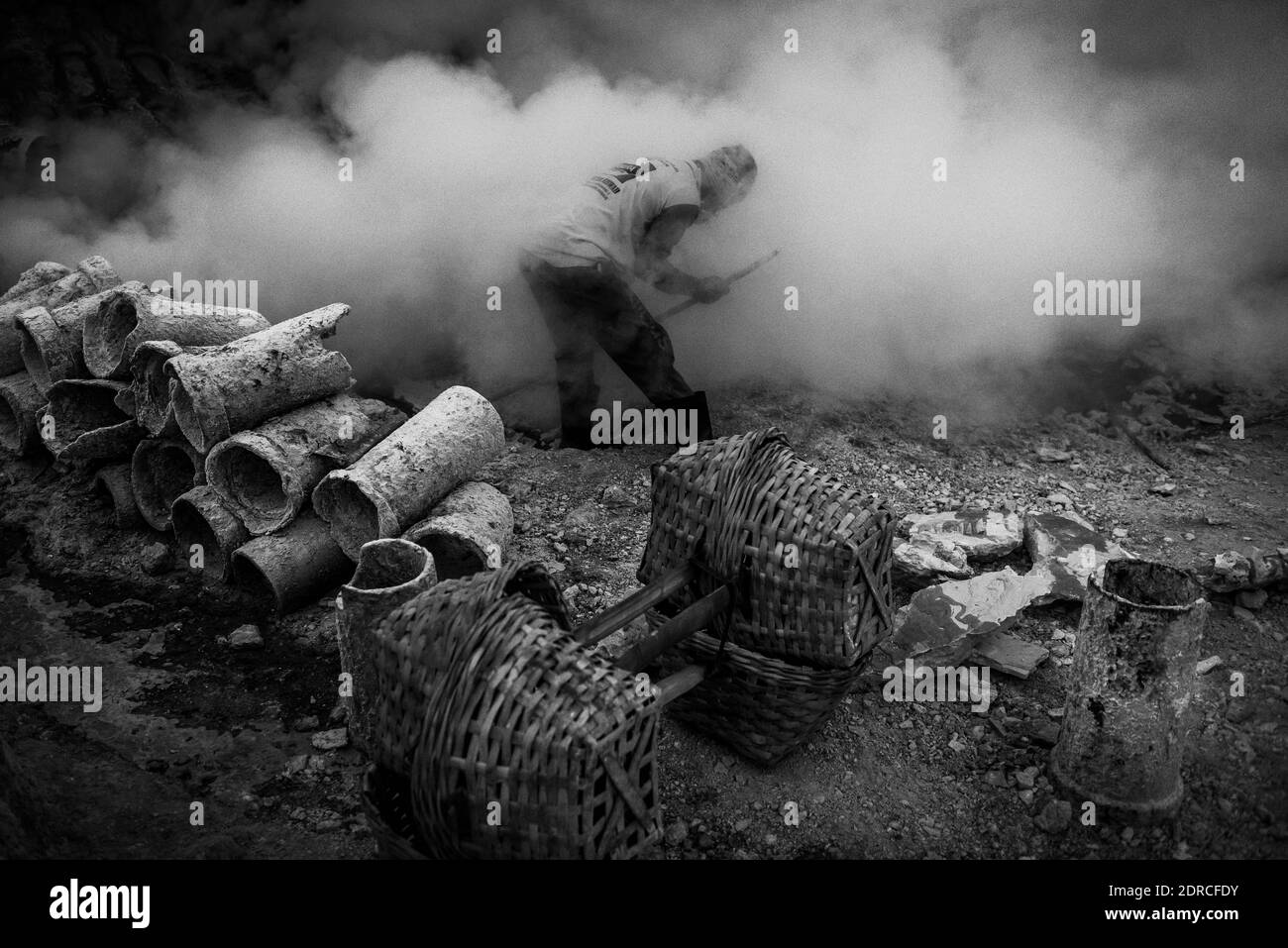 Full gas Black and White Stock Photos & Images - Alamy