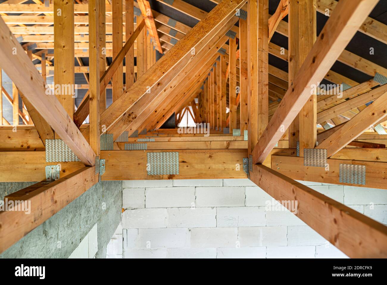 Skeleton on a residential building hi-res stock photography and images ...