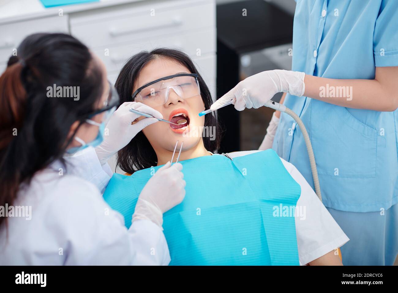 Treatment of tooth decay Stock Photo - Alamy