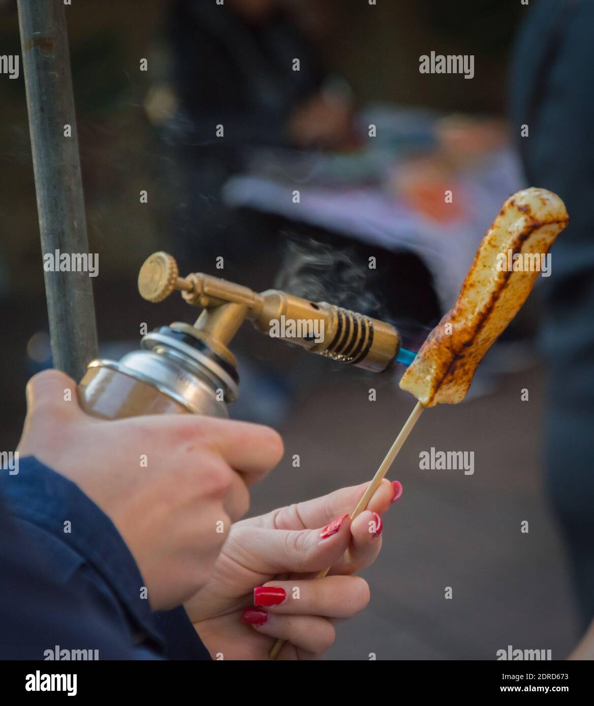 Hand with torch hi-res stock photography and images - Alamy