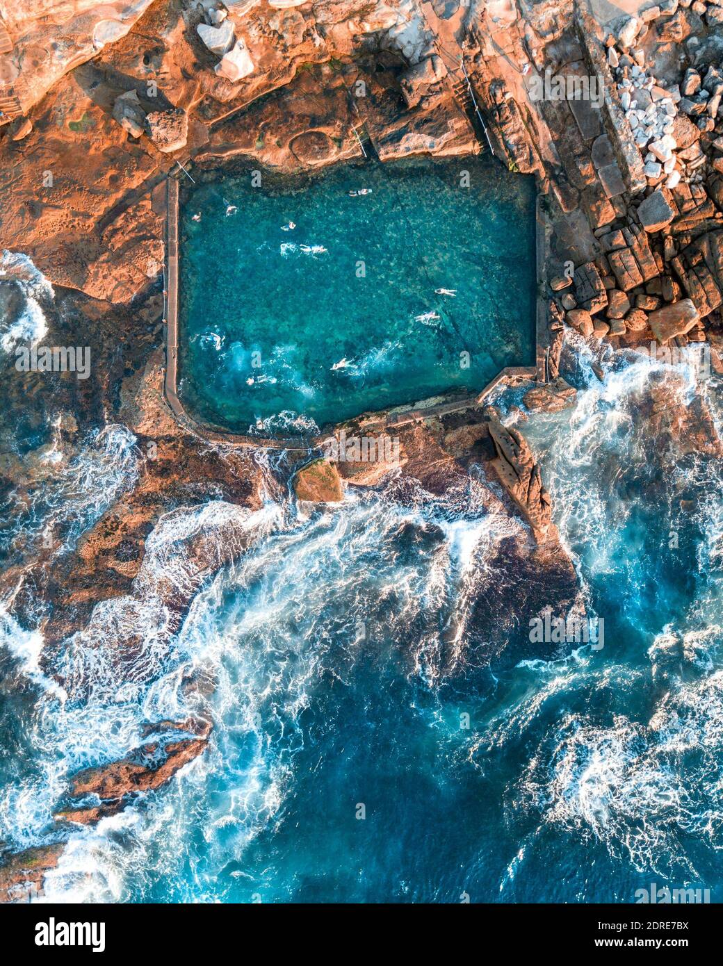 Pool in rock hi-res stock photography and images - Alamy