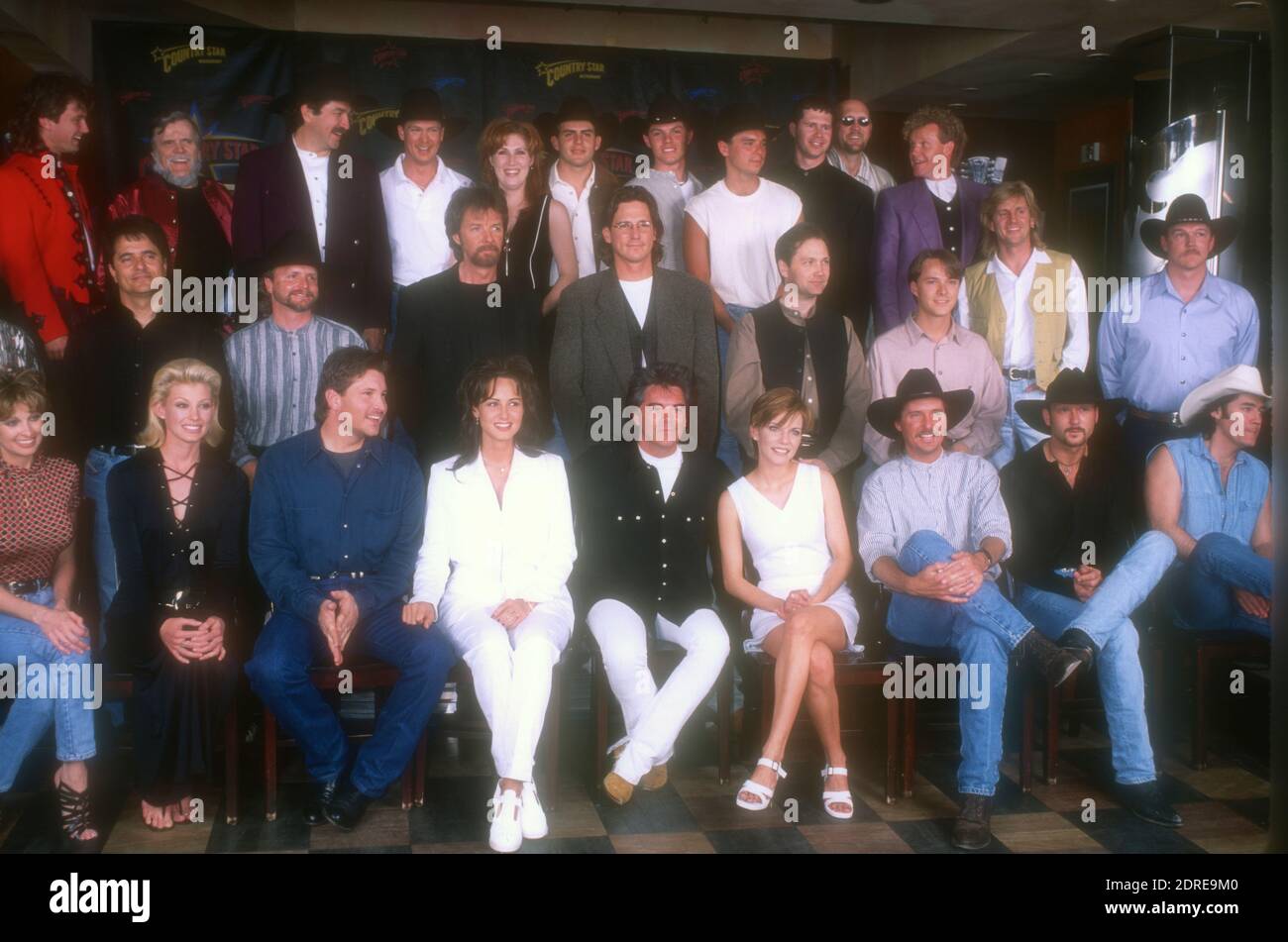Tim mcgraw faith hill 1996 hi-res stock photography and images - Alamy