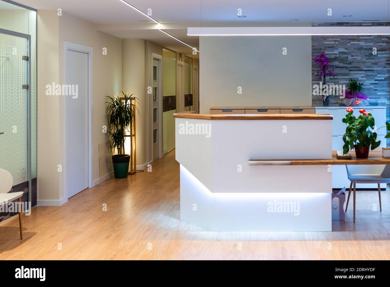 Gym reception hi-res stock photography and images - Alamy