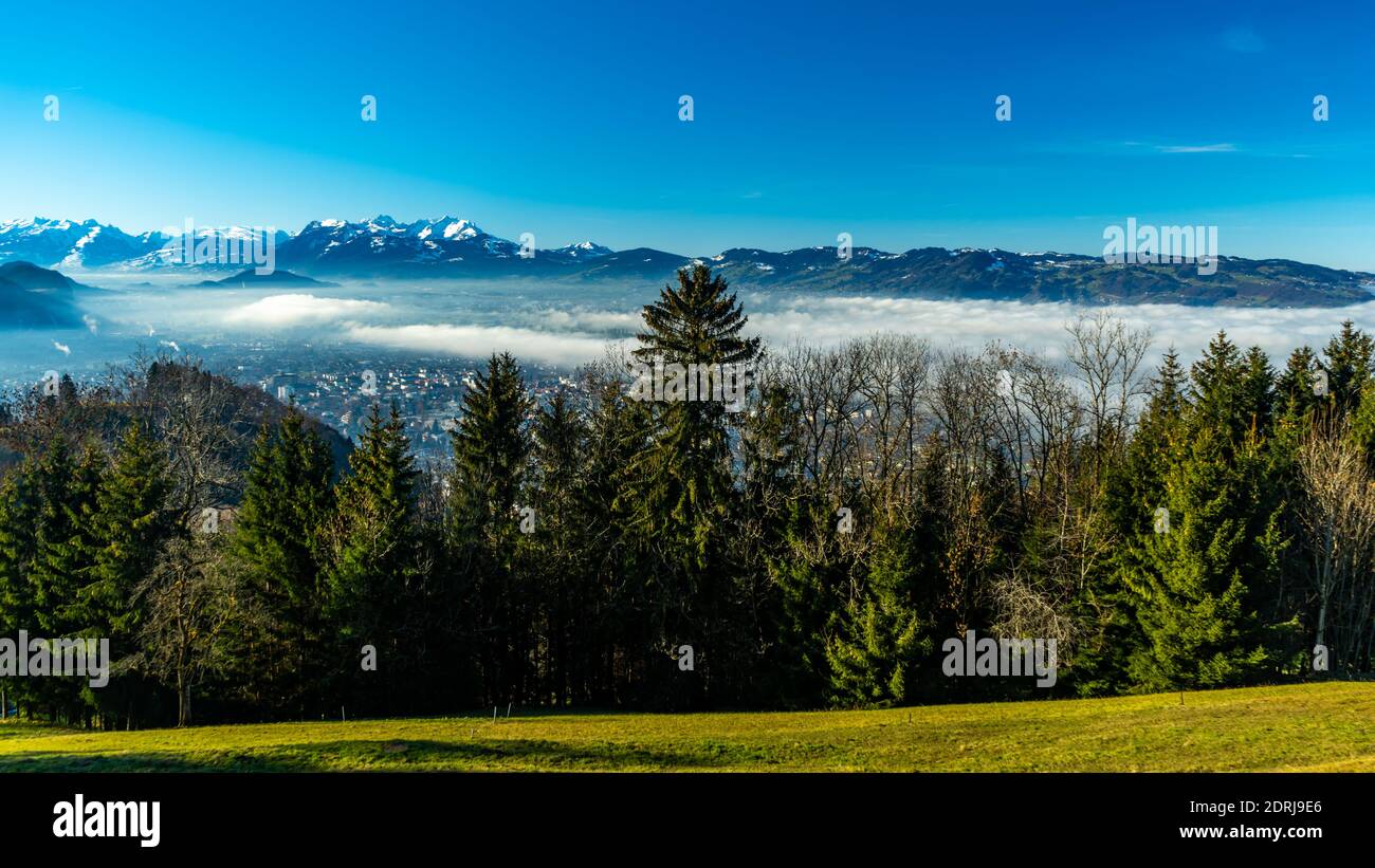 Vernebelte hi-res stock photography and images - Alamy