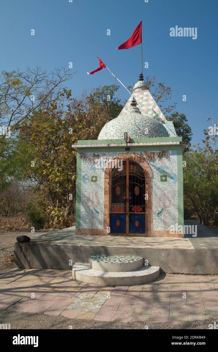 Hindu temple at Sasan in the Gir Sanctuary. Gujarat. India Stock Photo ...
