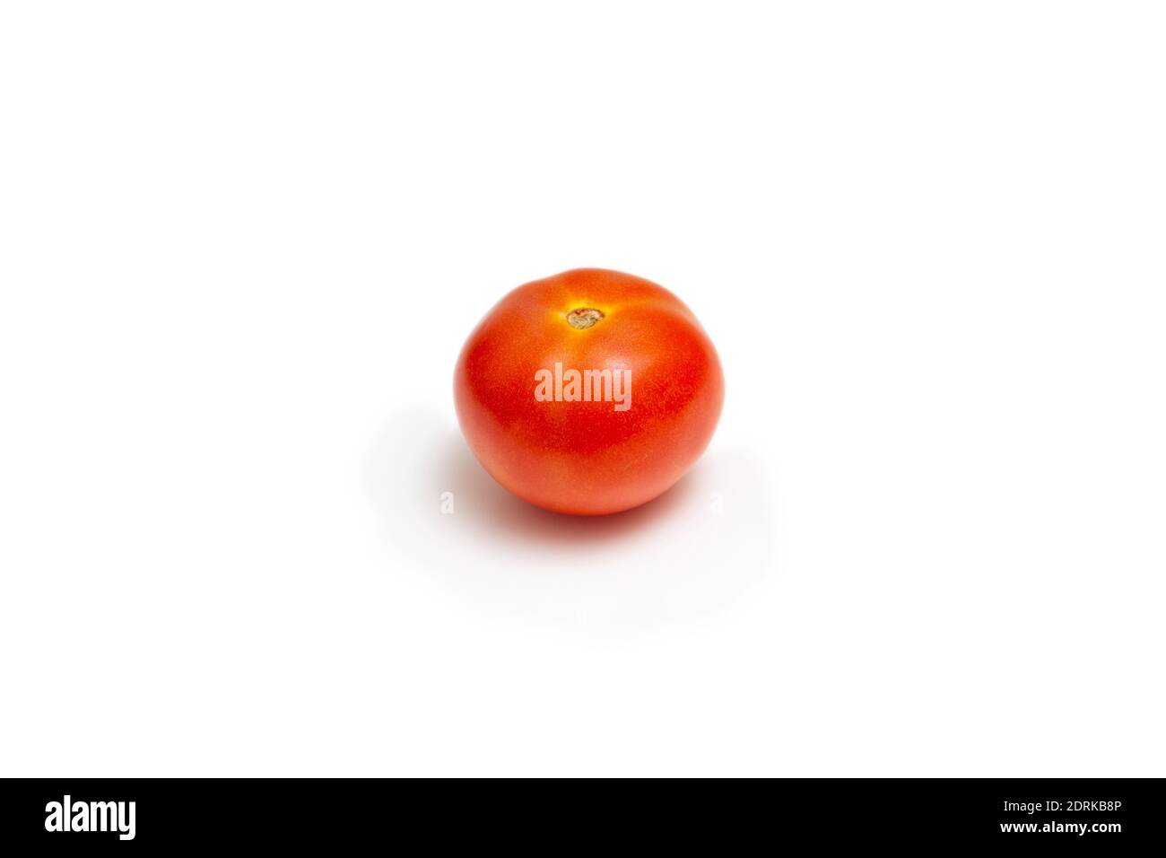 Single fresh tomato hi-res stock photography and images - Alamy