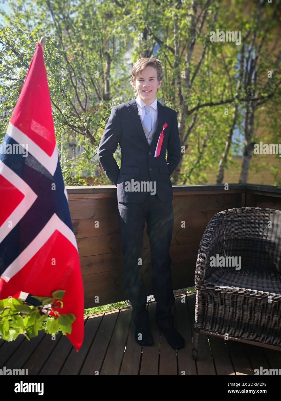 Norway flag smiling hi-res stock photography and images - Alamy