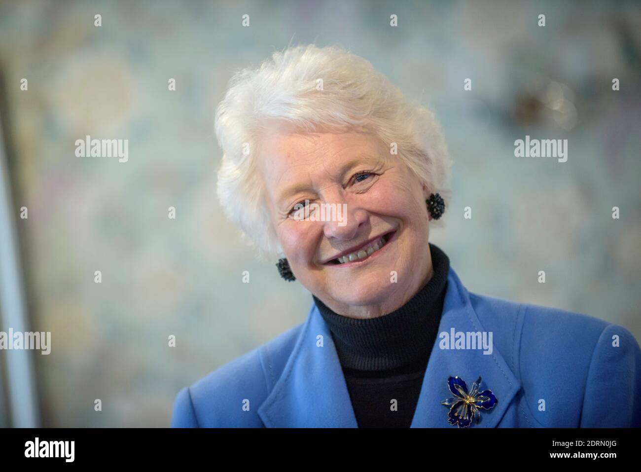 Lady mary peters olympics hi-res stock photography and images - Alamy