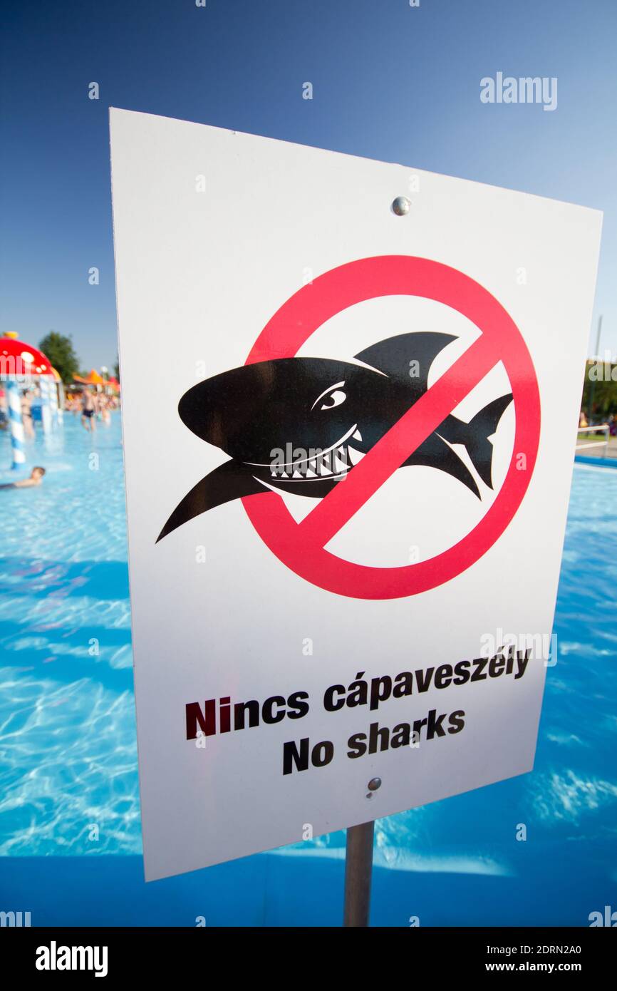 Sharks no swimming sign hi-res stock photography and images - Alamy