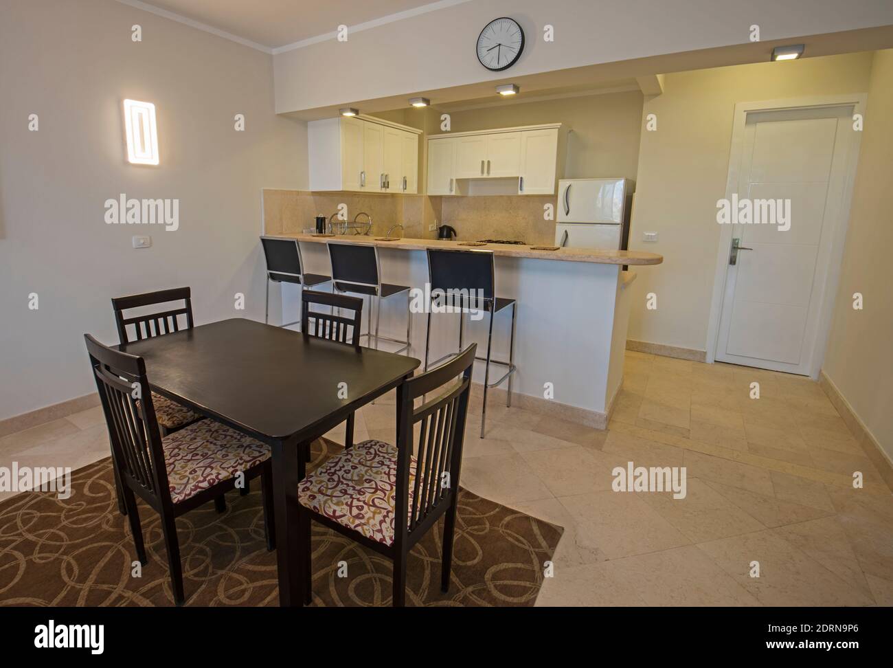 Open kitchen design hi-res stock photography and images - Alamy