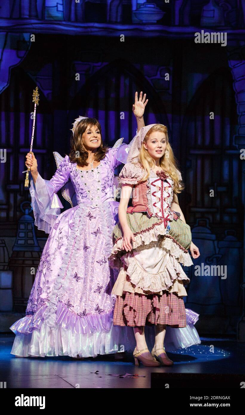 Pantomime fairy hi-res stock photography and images - Alamy
