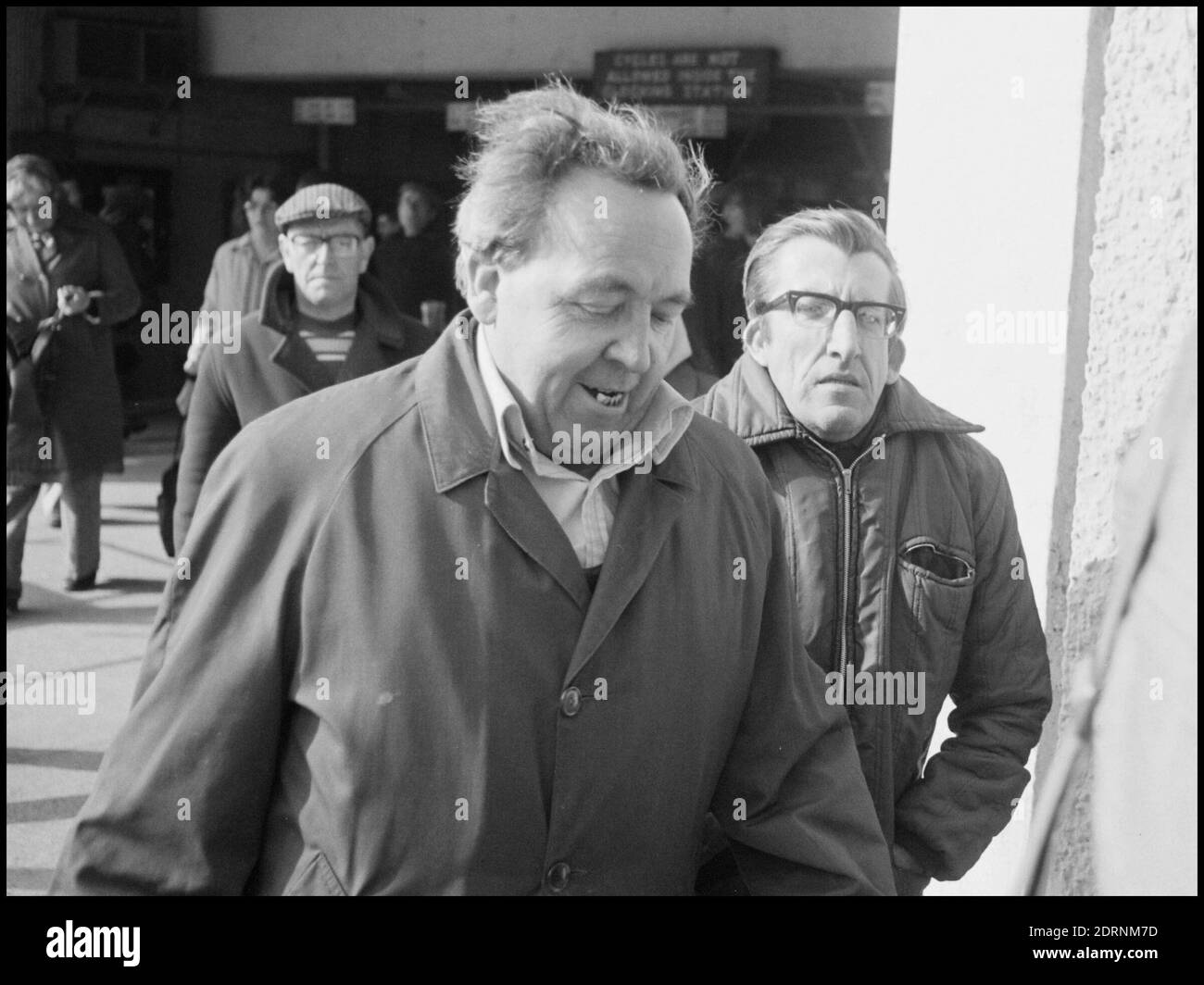 1970s factory workers leaving hi-res stock photography and images - Alamy