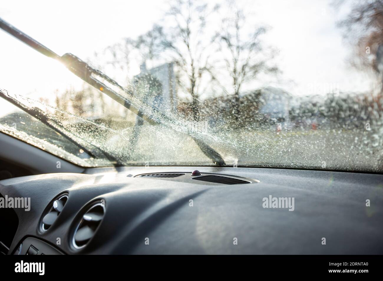 Car washers hi-res stock photography and images - Alamy