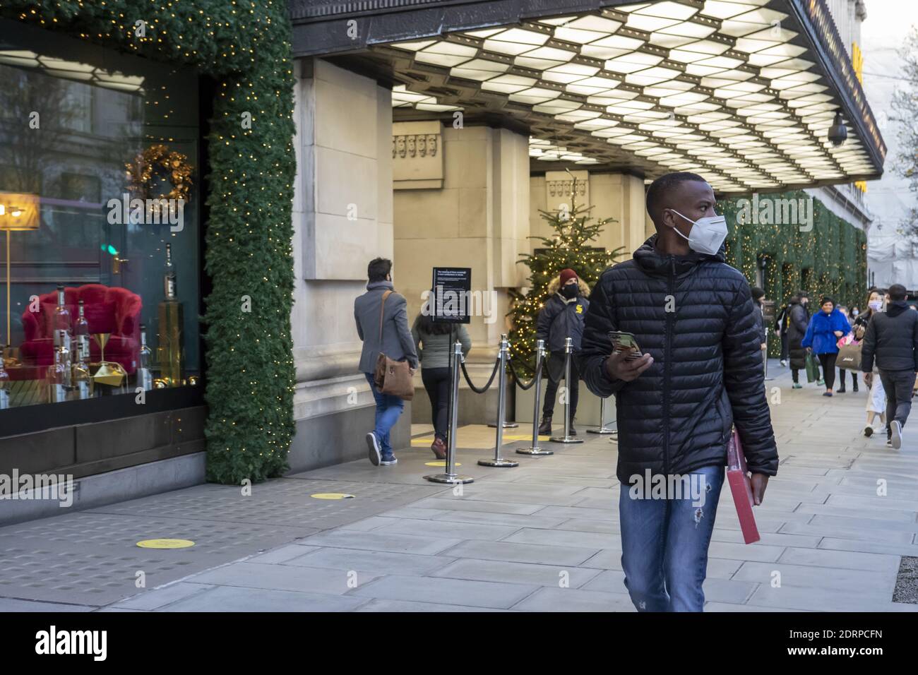 LONDON, UNITED KINGDOM - Dec 17, 2020: London, England - December 17th ...