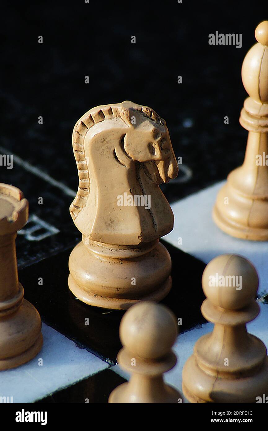 Five chess pieces hi-res stock photography and images - Alamy