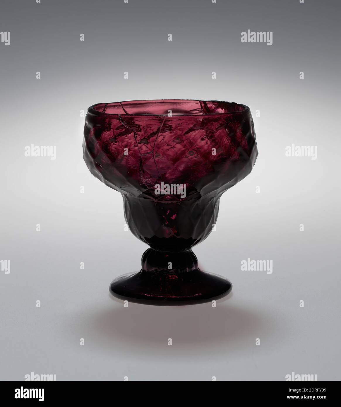 Glass bonnet hi-res stock photography and images - Alamy