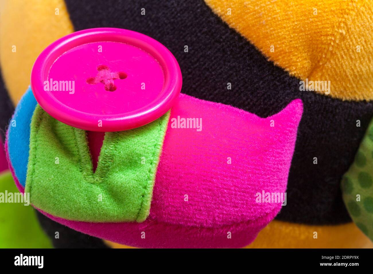 Round button hi-res stock photography and images - Alamy
