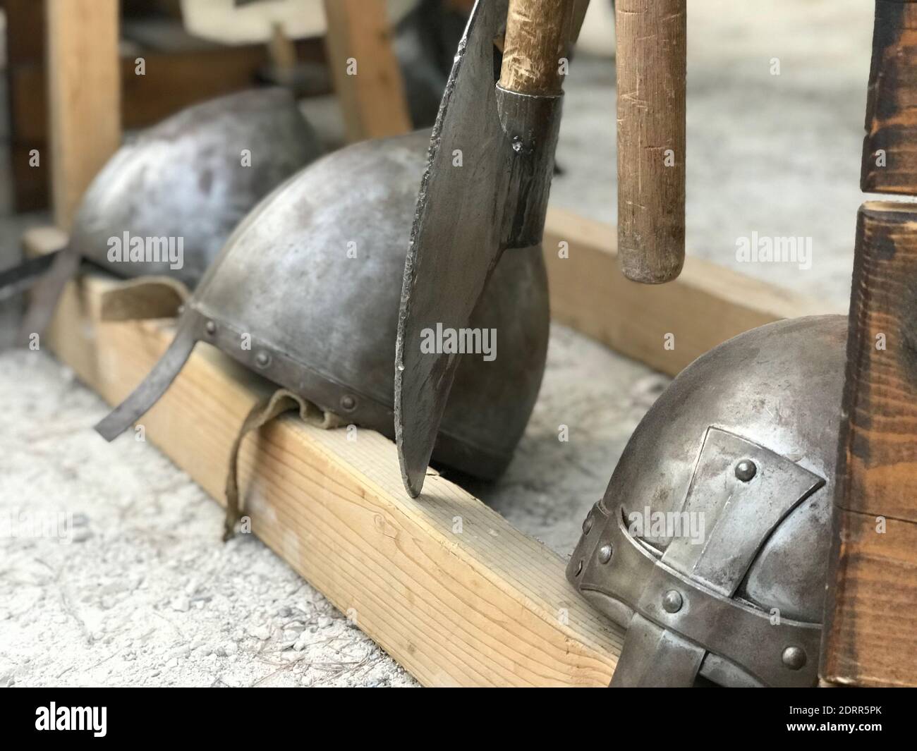 Old armors hi-res stock photography and images - Alamy