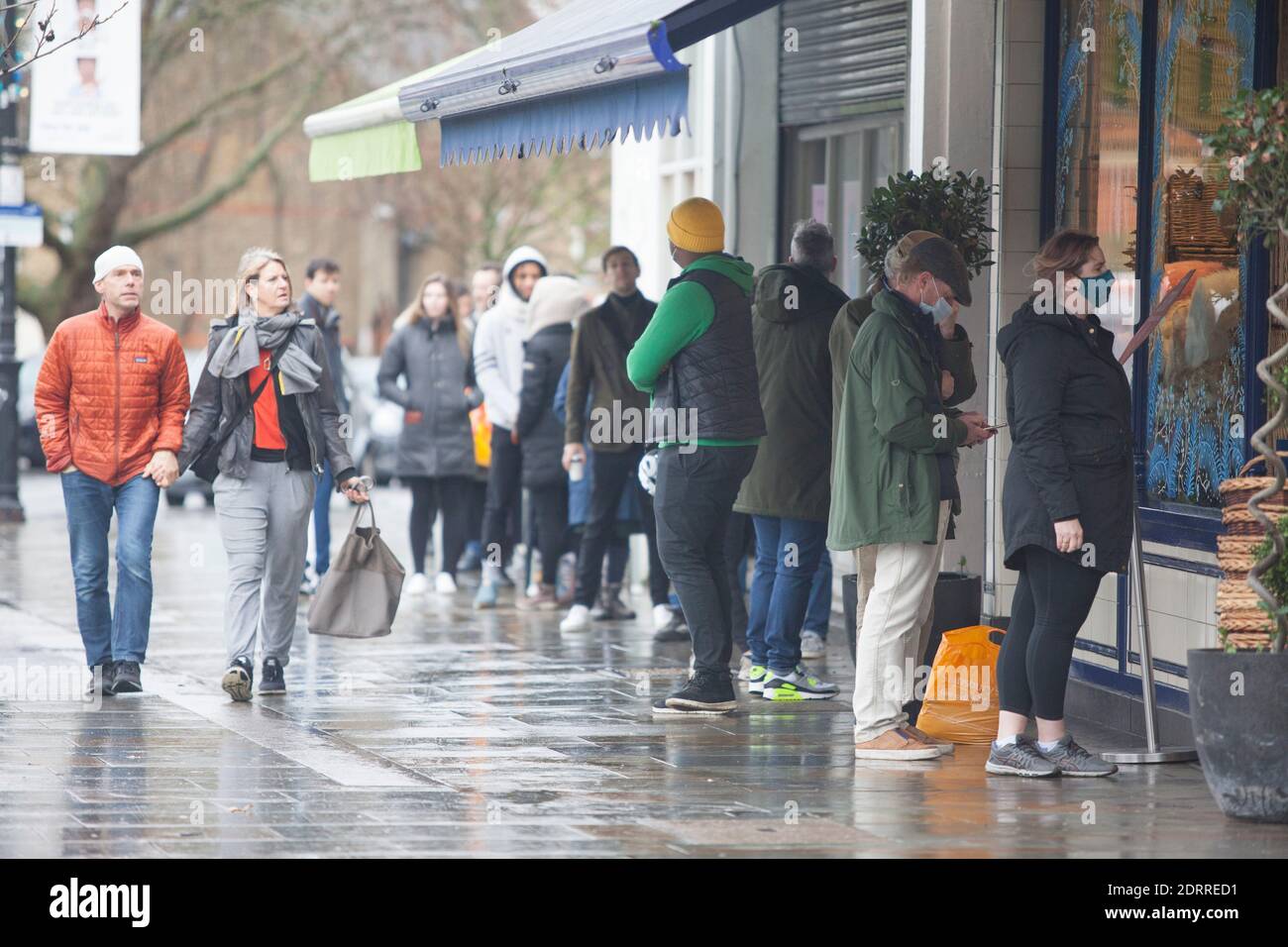 Hot meals hi-res stock photography and images - Alamy
