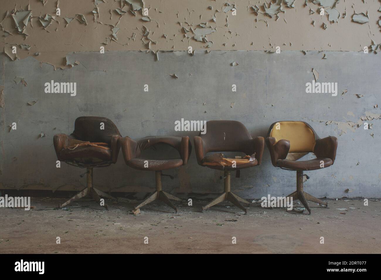 Abandoned asylum hi-res stock photography and images - Alamy