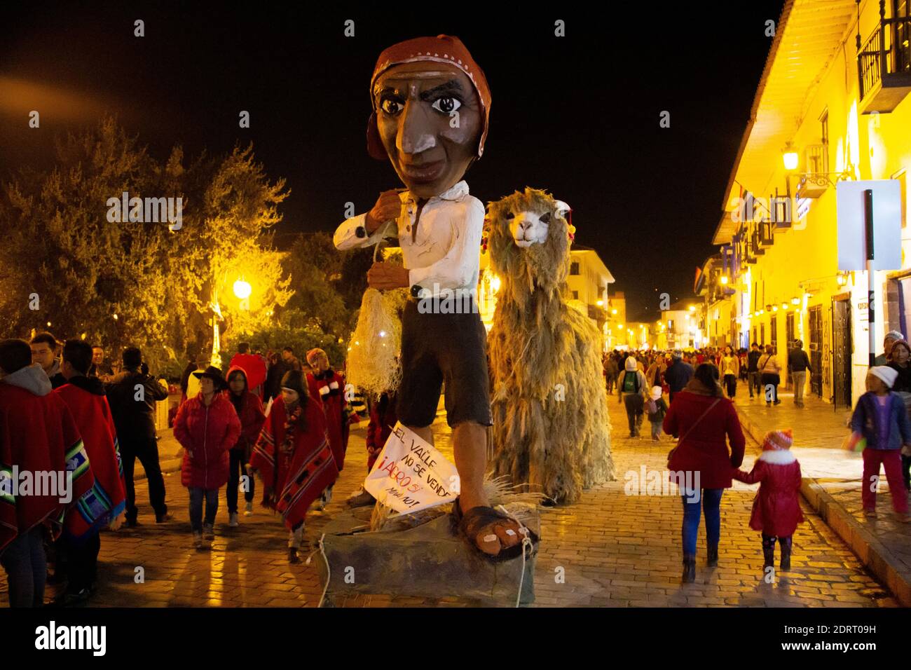Traditional dress inti raymi festival hi-res stock photography and ...