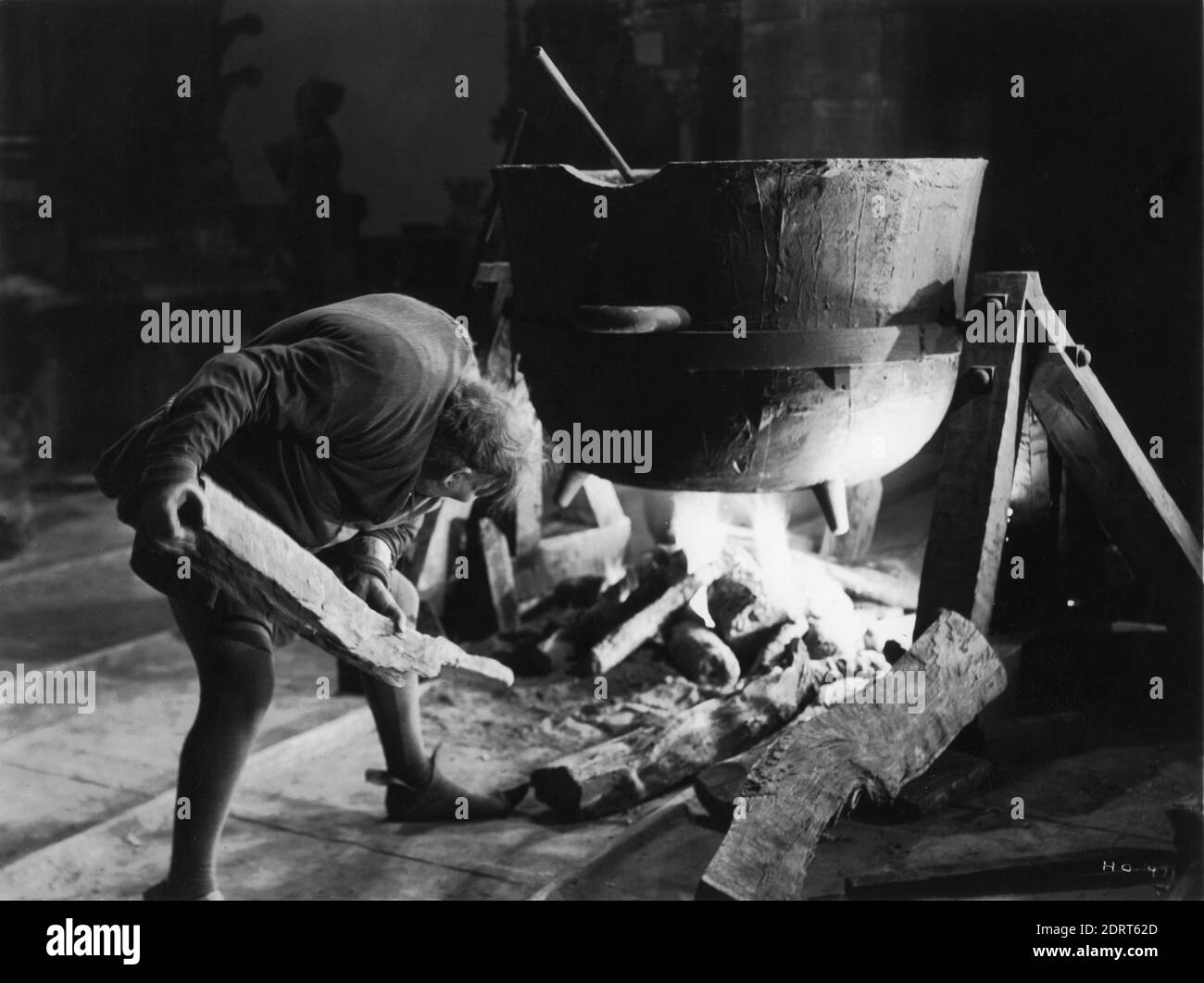 CHARLES LAUGHTON as Quasimodo in THE HUNCHBACK OF NOTRE DAME 1939 ...