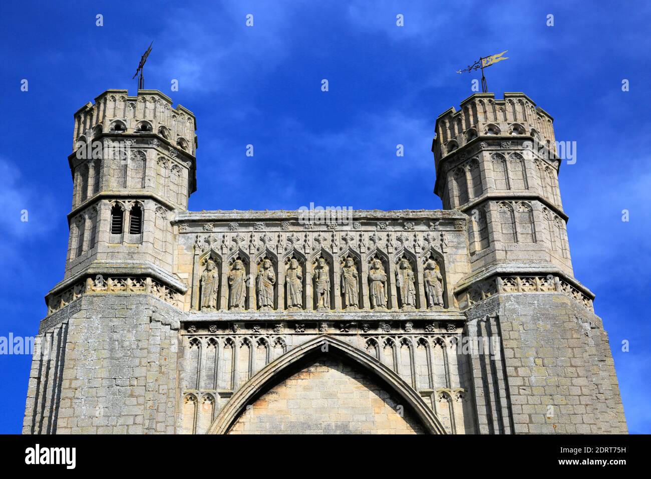 Summer view of Thorney Abbey church, Thorney village, Cambridgeshire ...