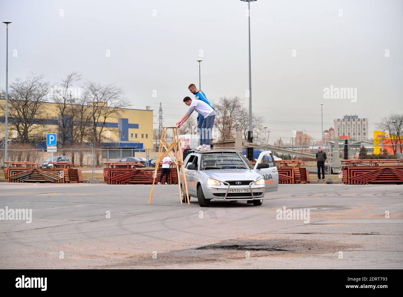 Rodeo stunt car hi-res stock photography and images - Alamy