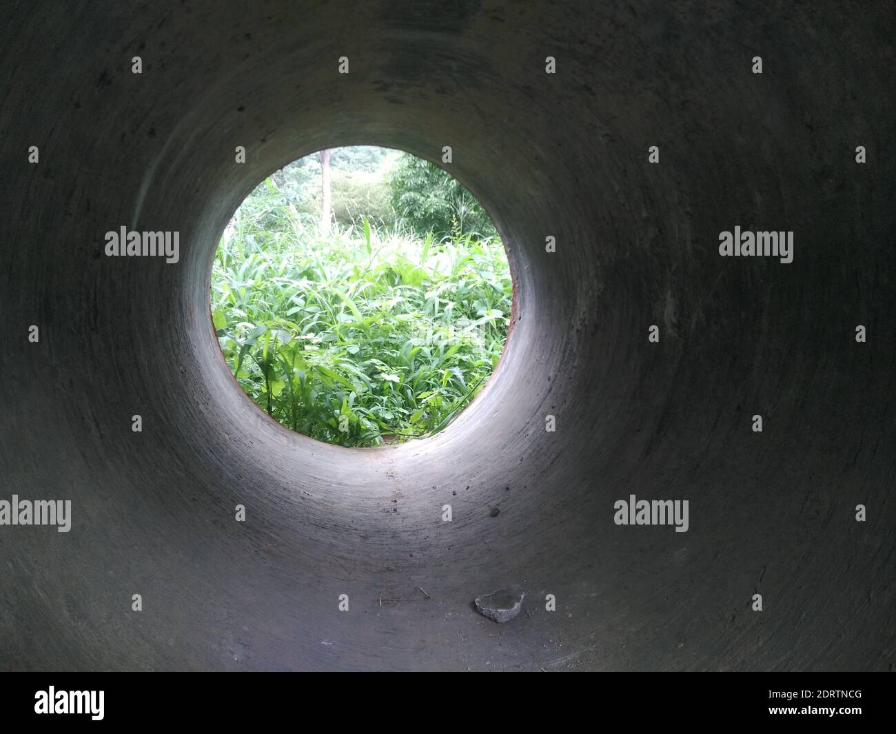 Through manhole hi-res stock photography and images - Alamy