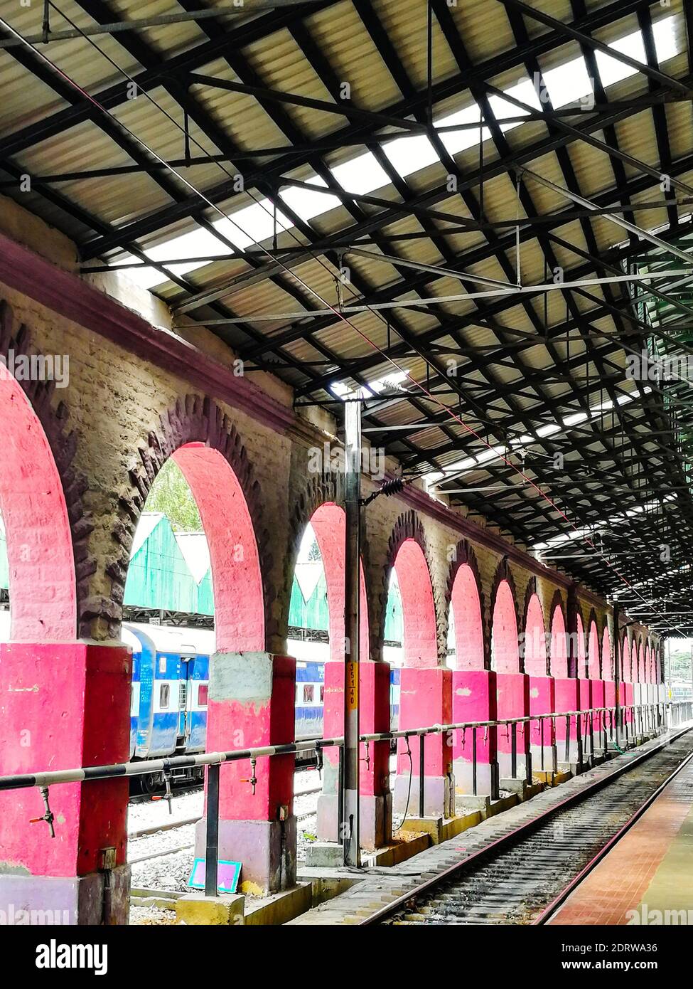 Train bangalore station india hi-res stock photography and images - Alamy