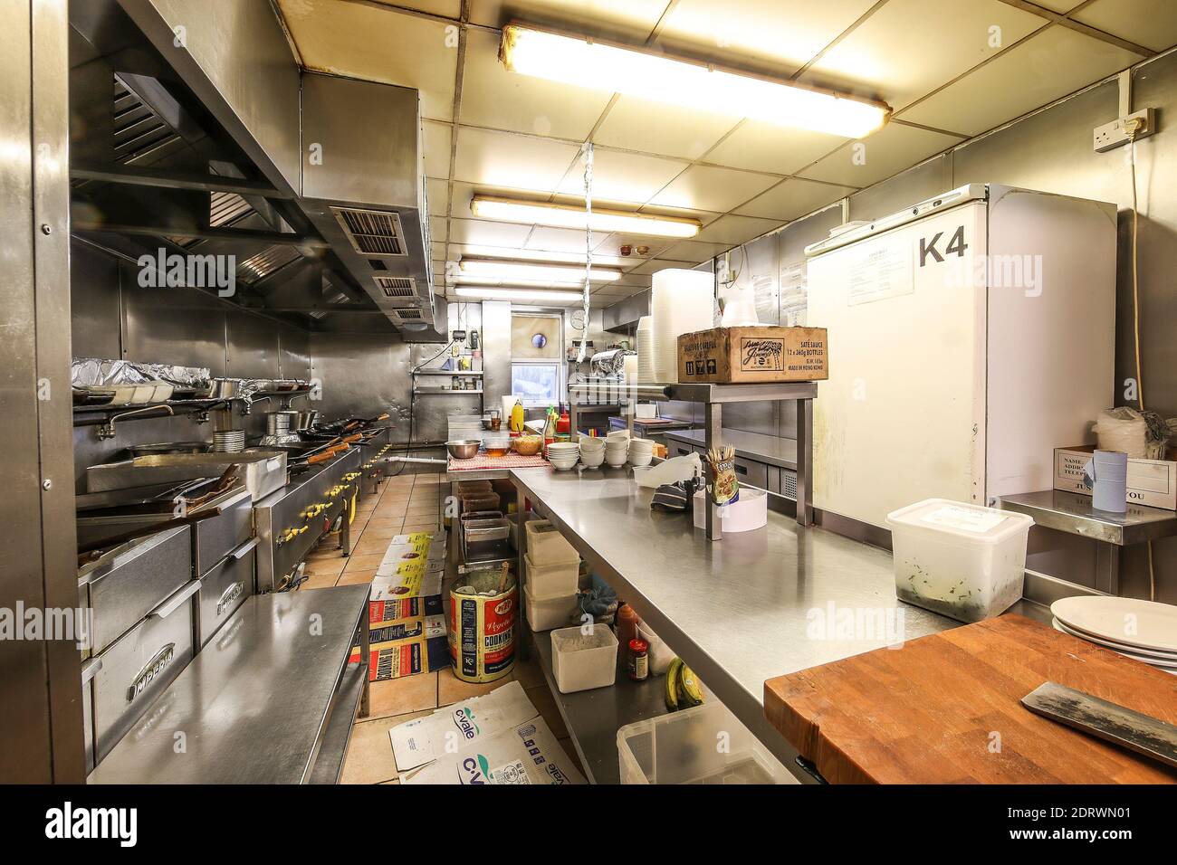 Chinese restaurant kitchen Stock Photo - Alamy