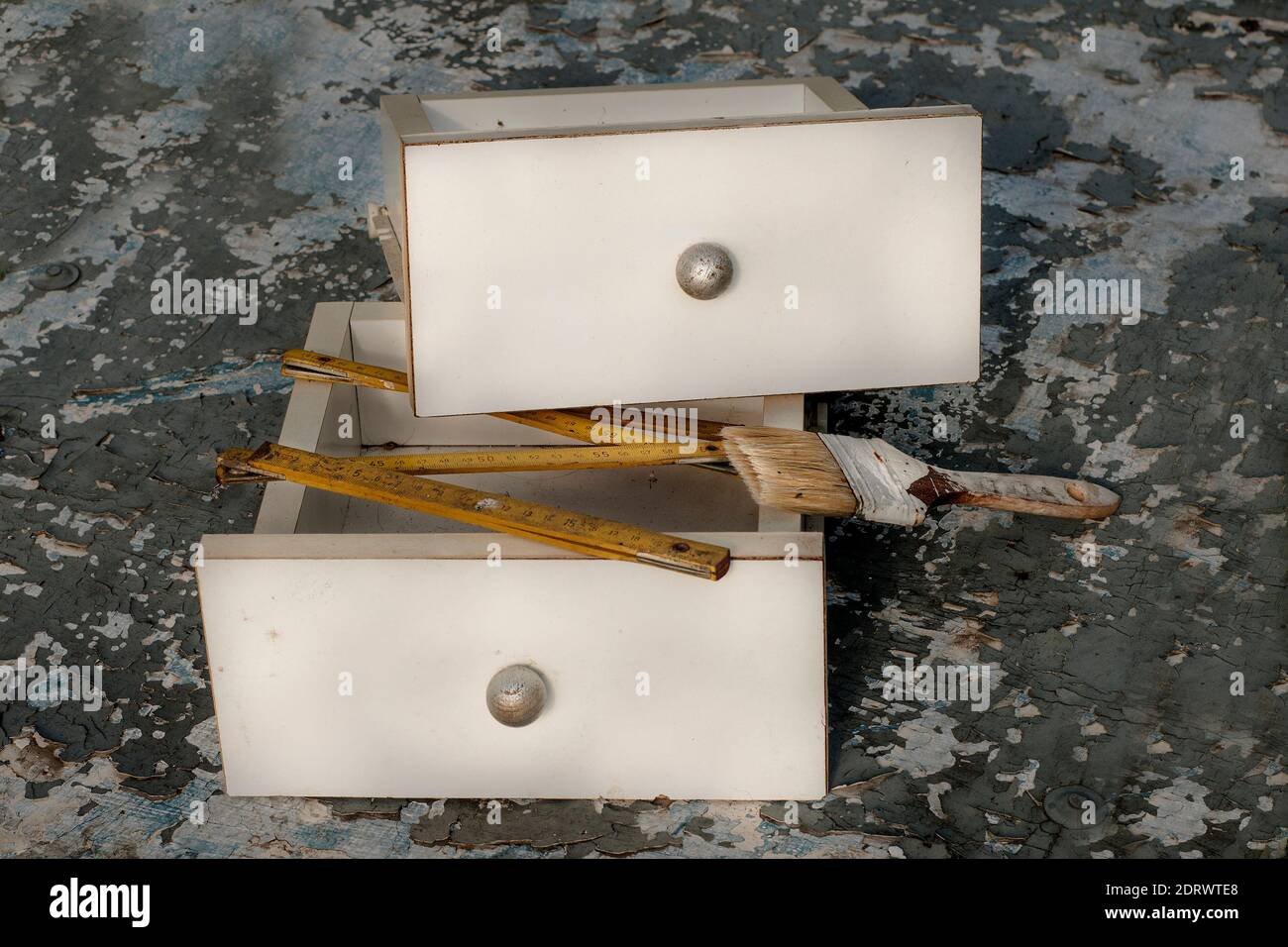 White drawers high angle view hi-res stock photography and images - Alamy
