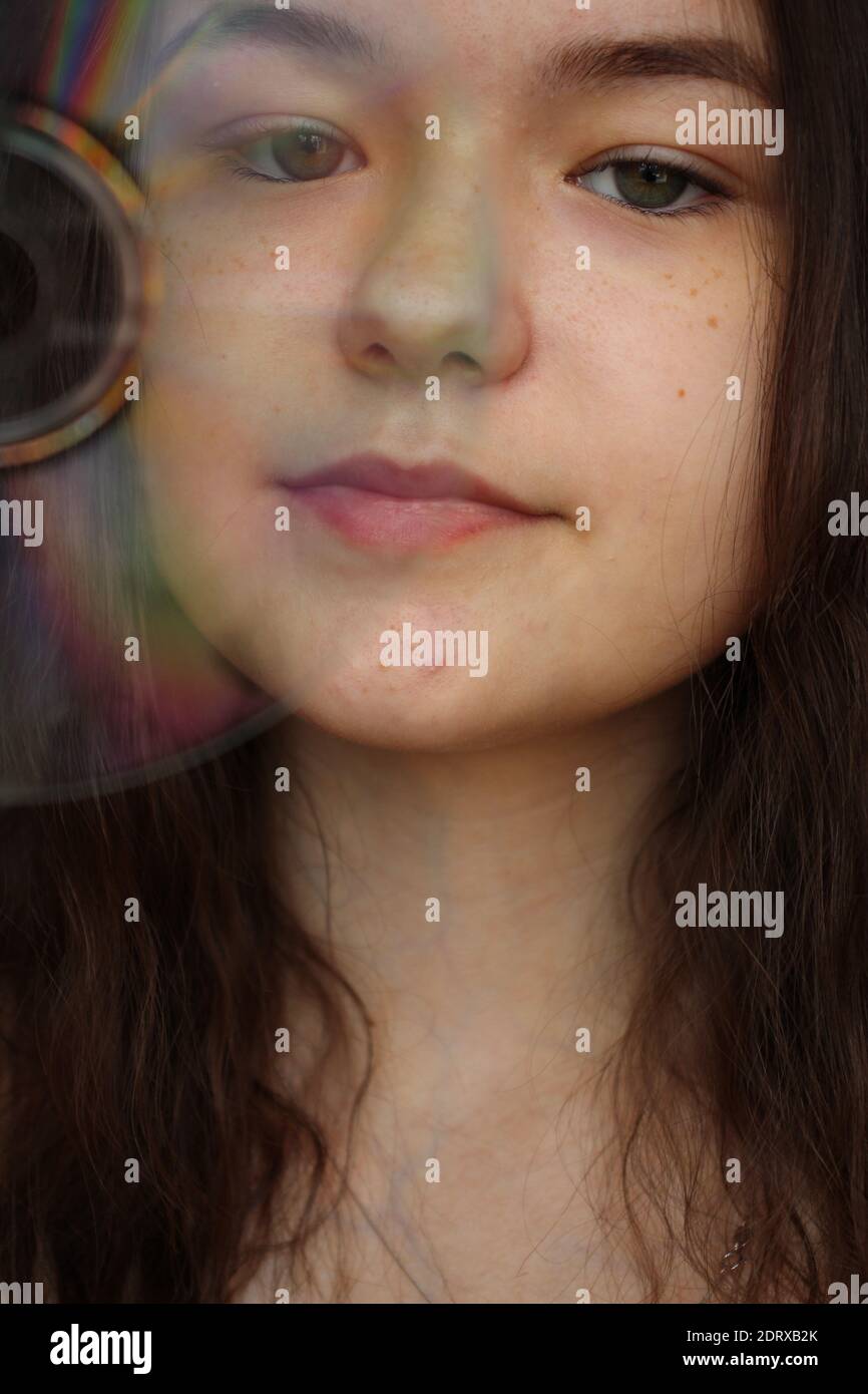 Lip disc hi-res stock photography and images - Alamy