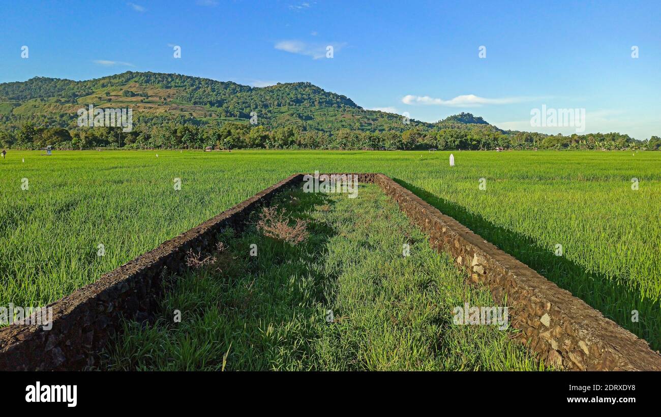 Converted agricultural buildings hi-res stock photography and images ...