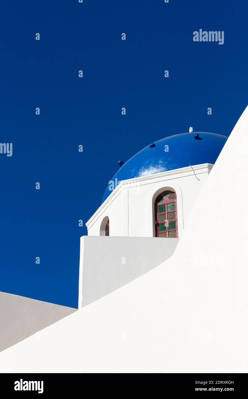 Santorini cycladic architecture hi-res stock photography and images - Alamy