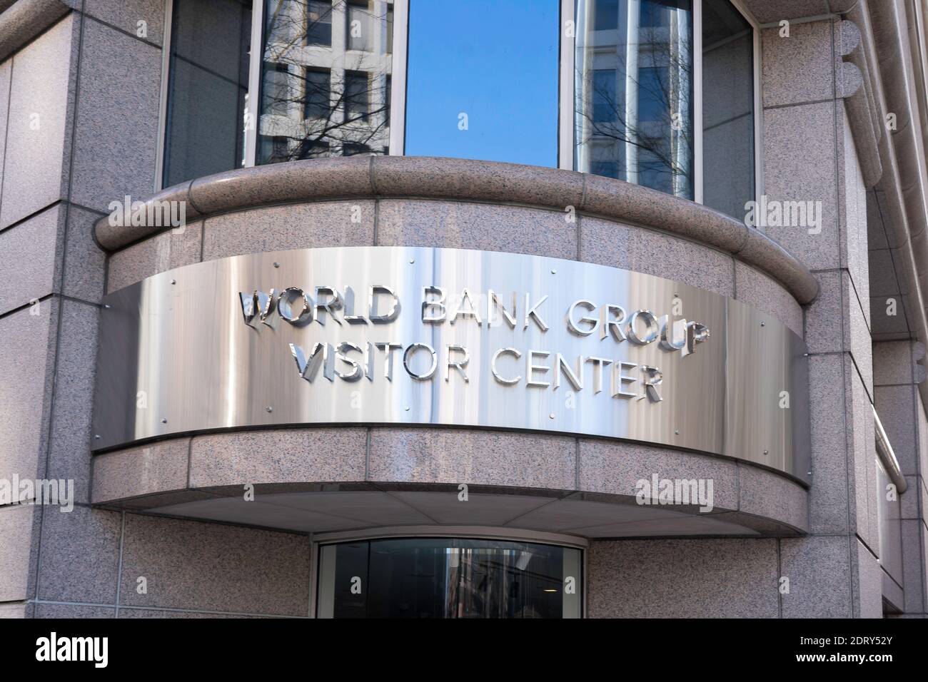 World bank building washington dc hi-res stock photography and images ...