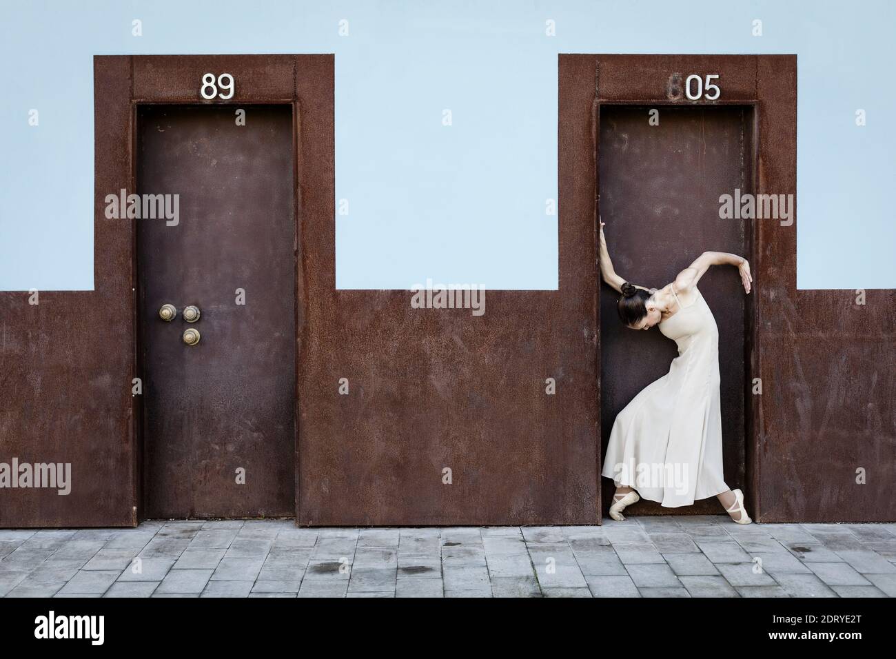 Denunciation of oppression performance using contemporary dance as a ...