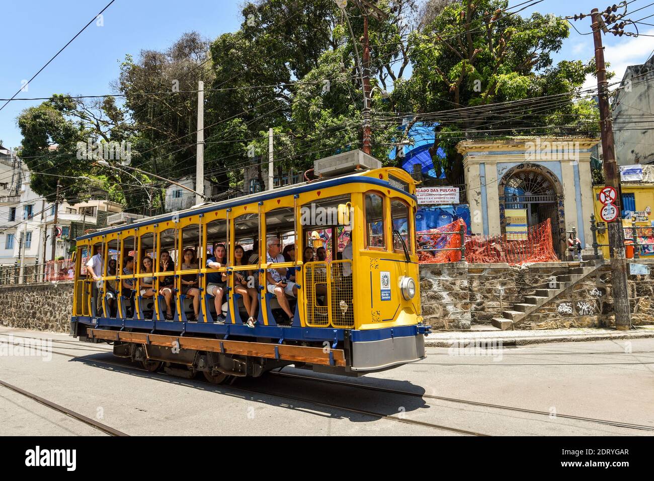 Tram or trolley santa teresa rio hi-res stock photography and images ...