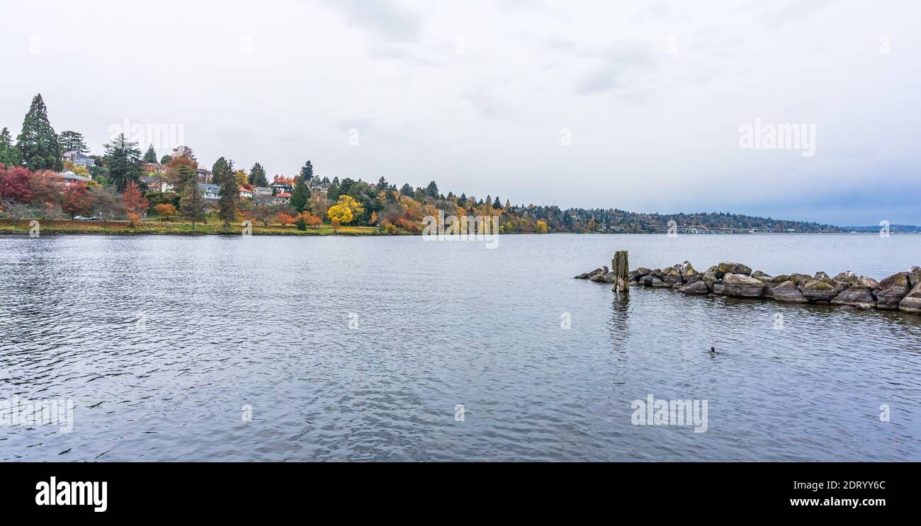 Seattle waterfront autumn hi-res stock photography and images - Alamy