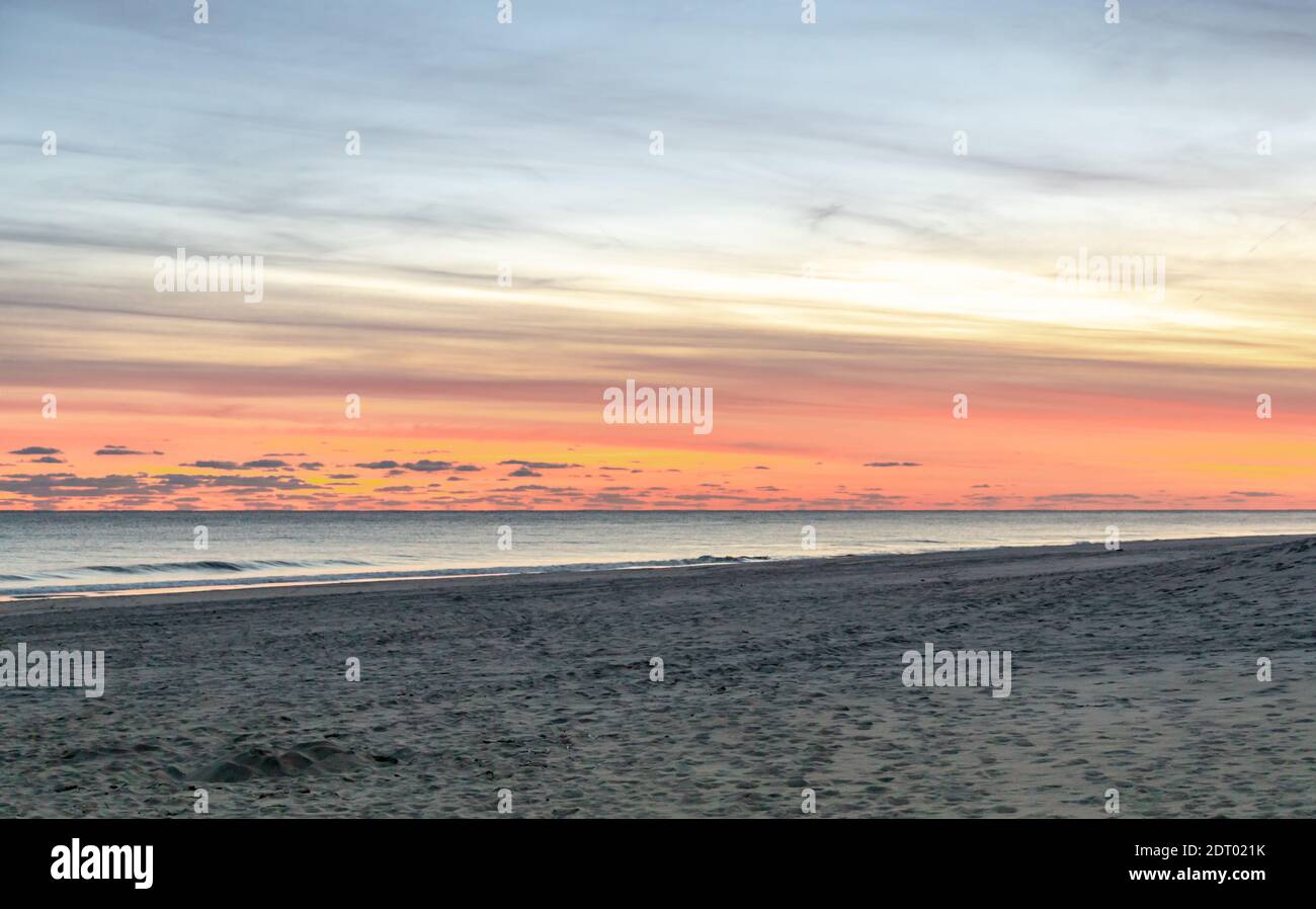 Sunset at Coopers Beach in Southampton, NY Stock Photo - Alamy