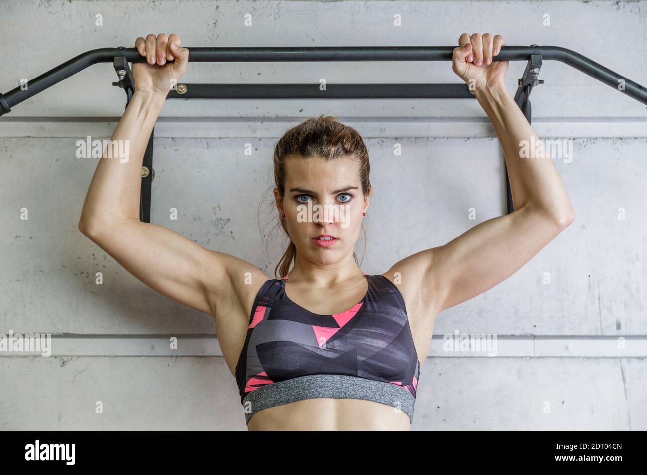 Arms muscles hi-res stock photography and images - Alamy